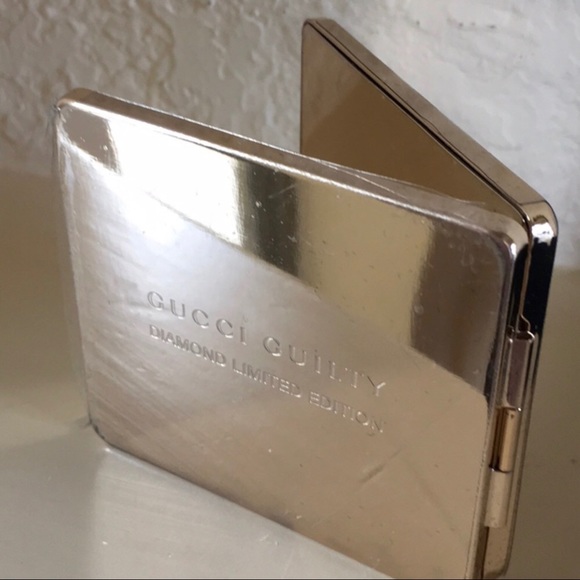 Gucci | Accessories | New Gucci Crystal Diamond Edition Compact Mirror ...